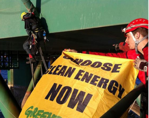 Activists from 12 Countries Scale Massive Oil Rig to Protest Arctic ...