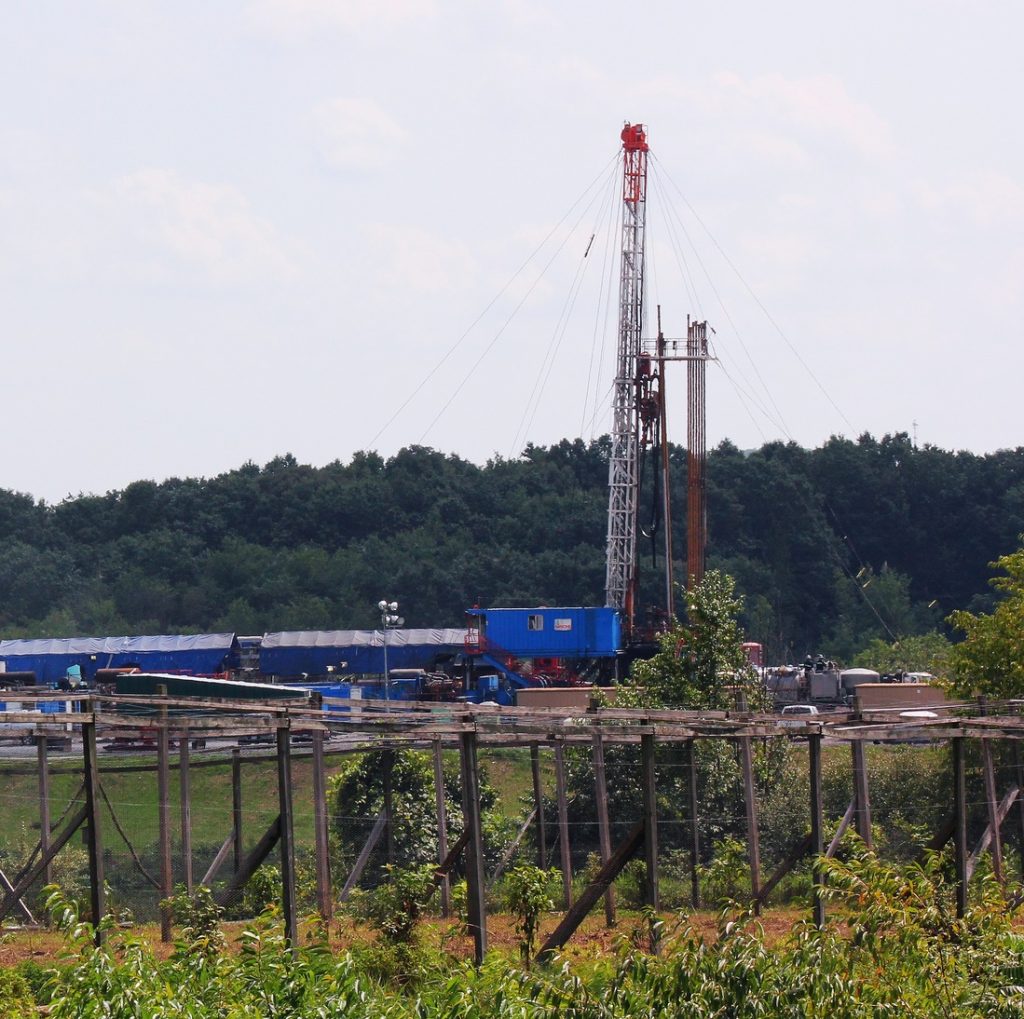 Fracking Has Contaminated Drinking Water, EPA Now Concludes - Inside ...
