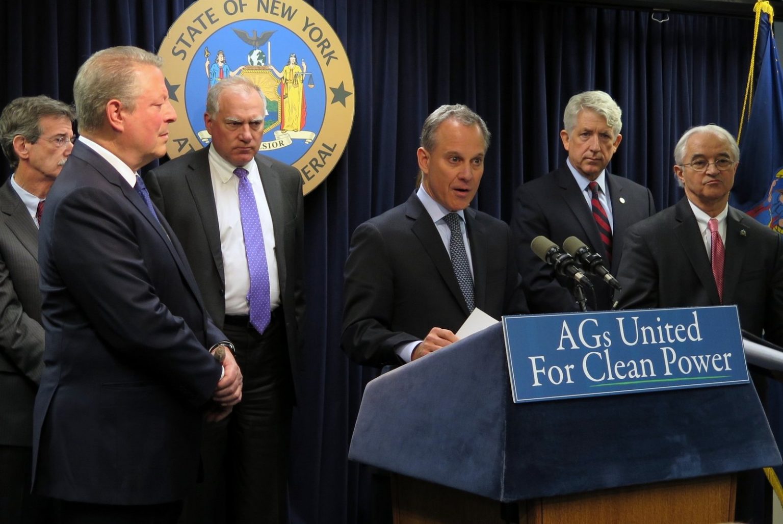 Climate Fraud Investigation of Exxon Draws Attention of 17 Attorneys ...
