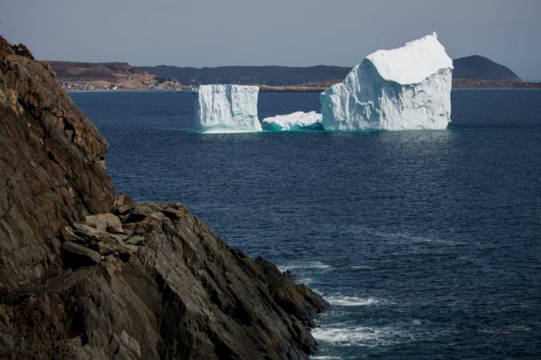 'Extreme' Iceberg Seasons Threaten Oil Rigs and Shipping as the Arctic ...