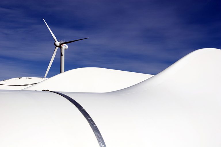 U.S. Wind Power Is ‘Going All Out’ with Bigger Tech, Falling Prices ...
