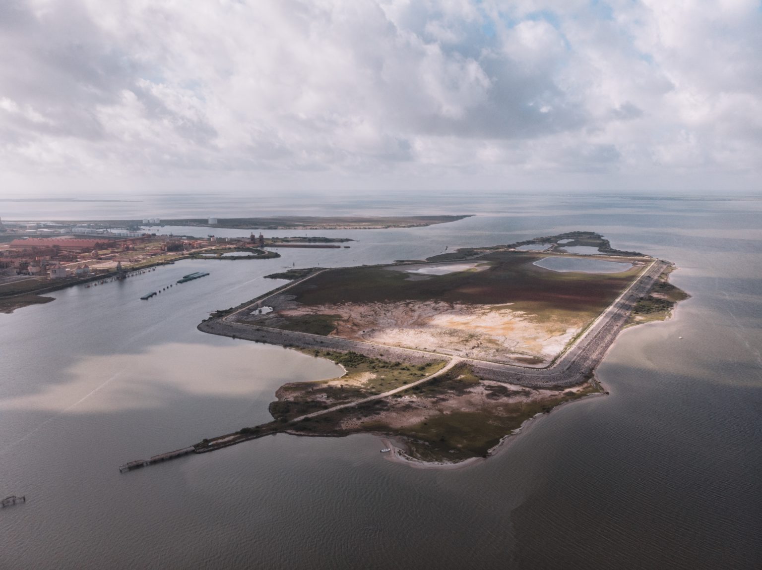 A Sprawling Superfund Site Has Contaminated Lavaca Bay. Now, It’s ...