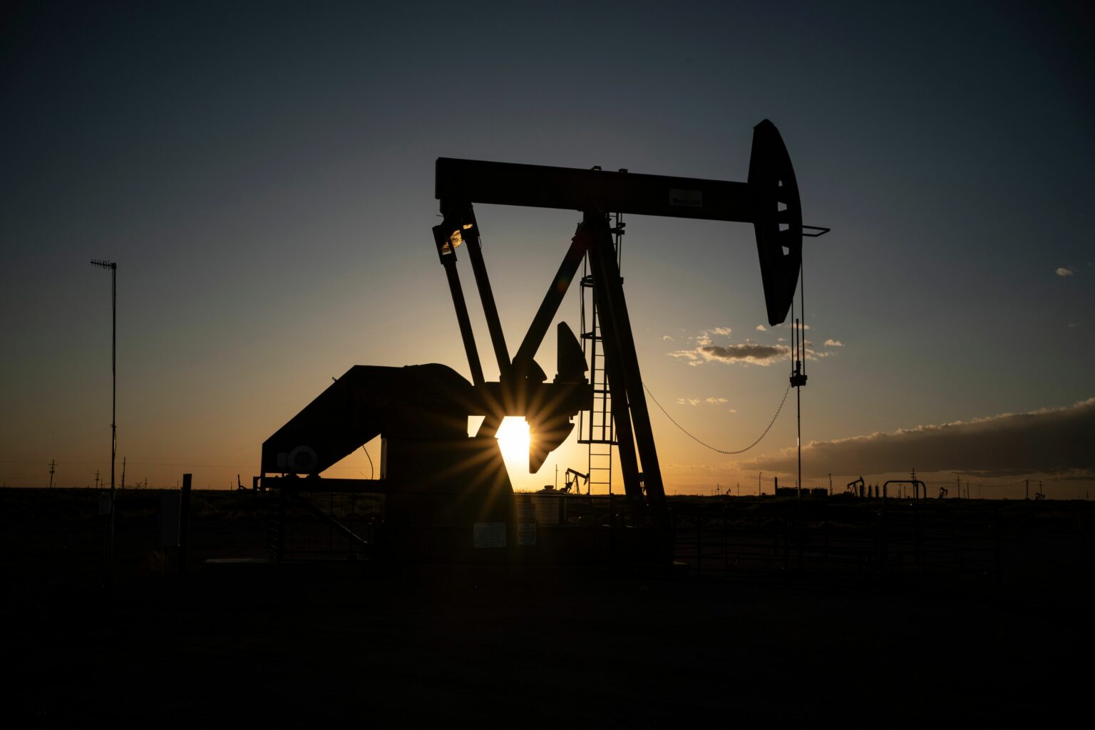 Judge’s Order Forces Interior Department to Revive Drilling Lease Sales ...