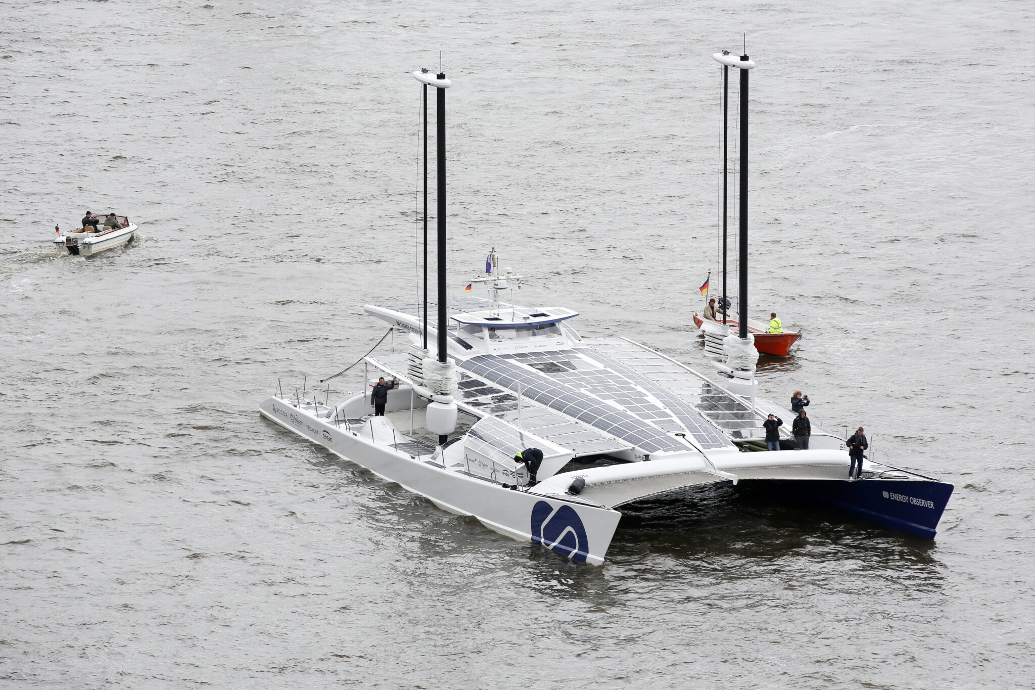 Shipping Looks to Hydrogen as It Seeks to Ditch Bunker Fuel - Inside ...