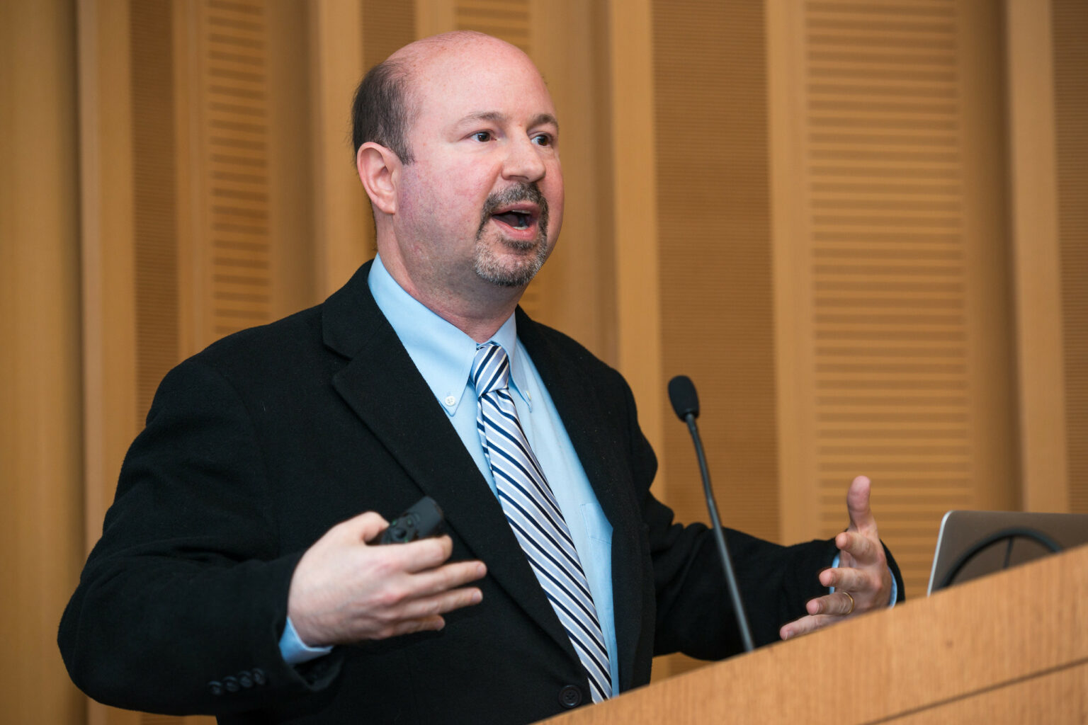 Judge Scales Back Climate Scientist's Case Against Bloggers - Inside ...