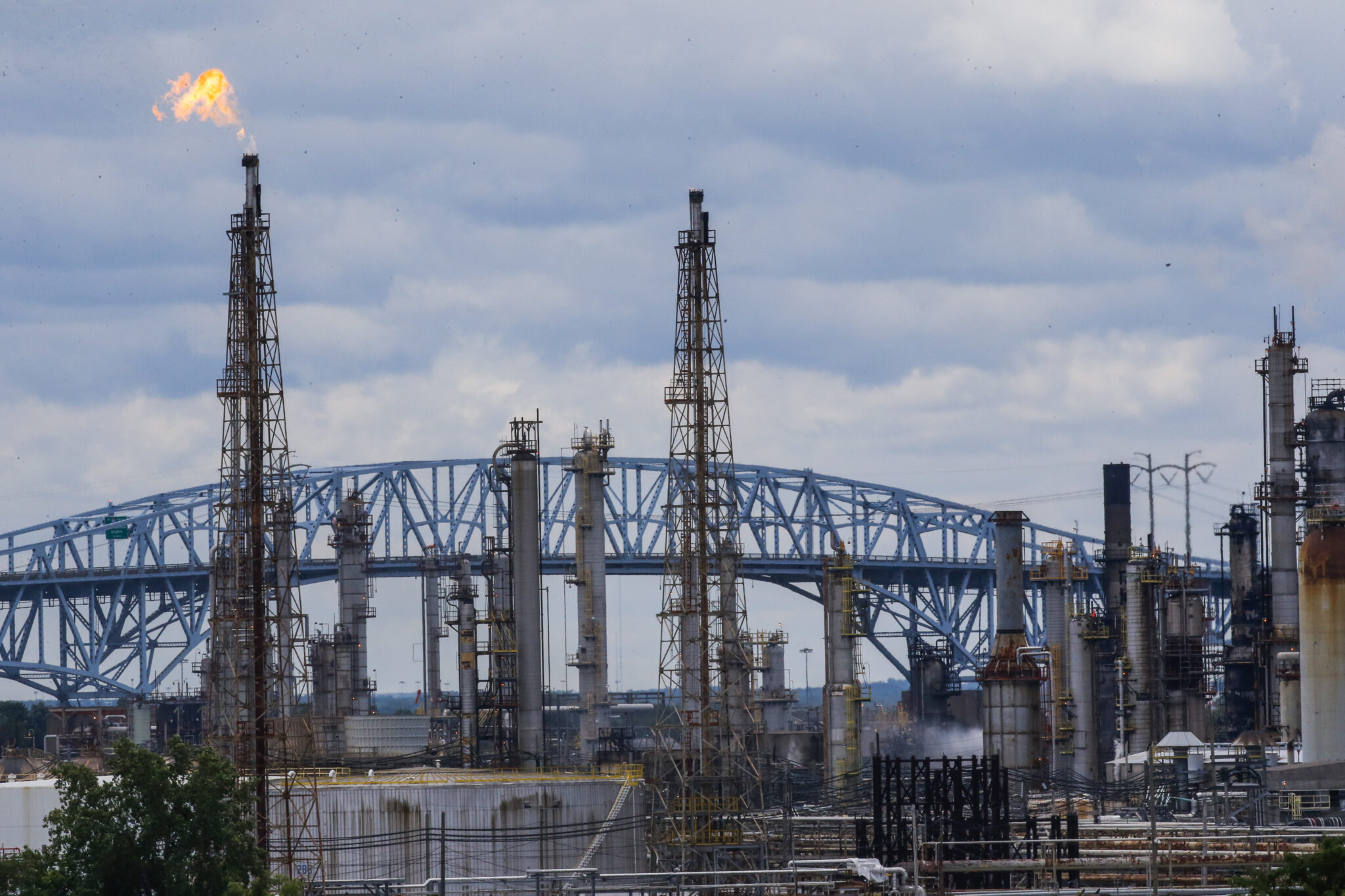 A Vast Refinery Site in Philadelphia Is Being Redeveloped and Called ...