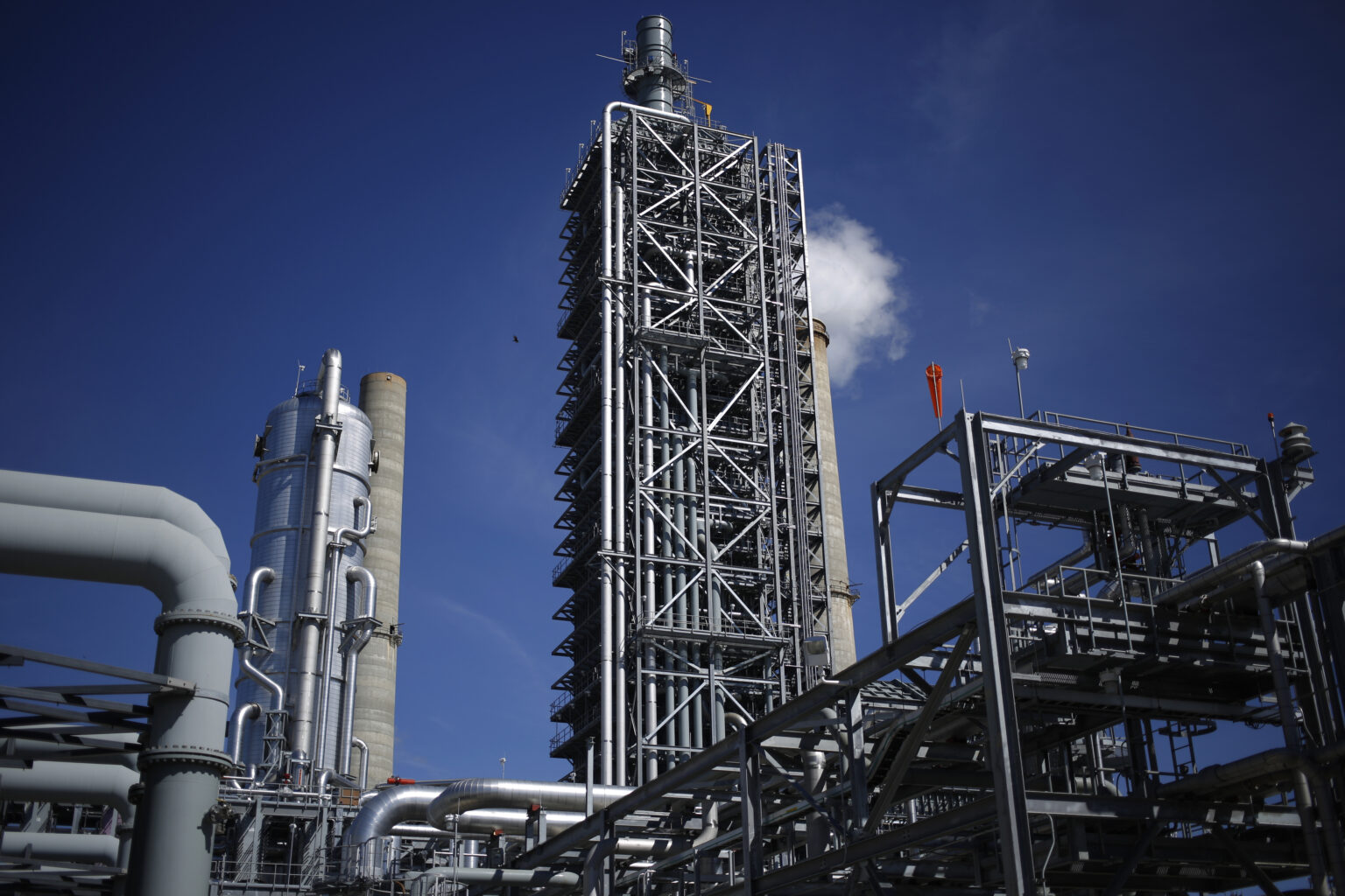 Fossil Fuel Companies Are Quietly Scoring Big Money for Their Preferred ...