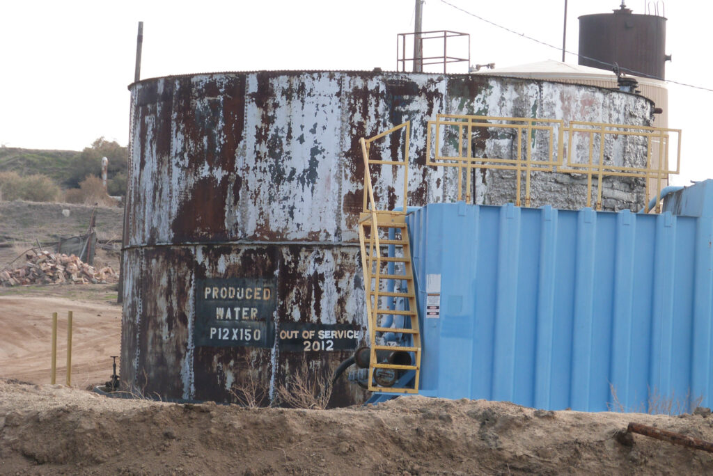 A California Water Board Assures the Public that Oil Wastewater Is Safe ...