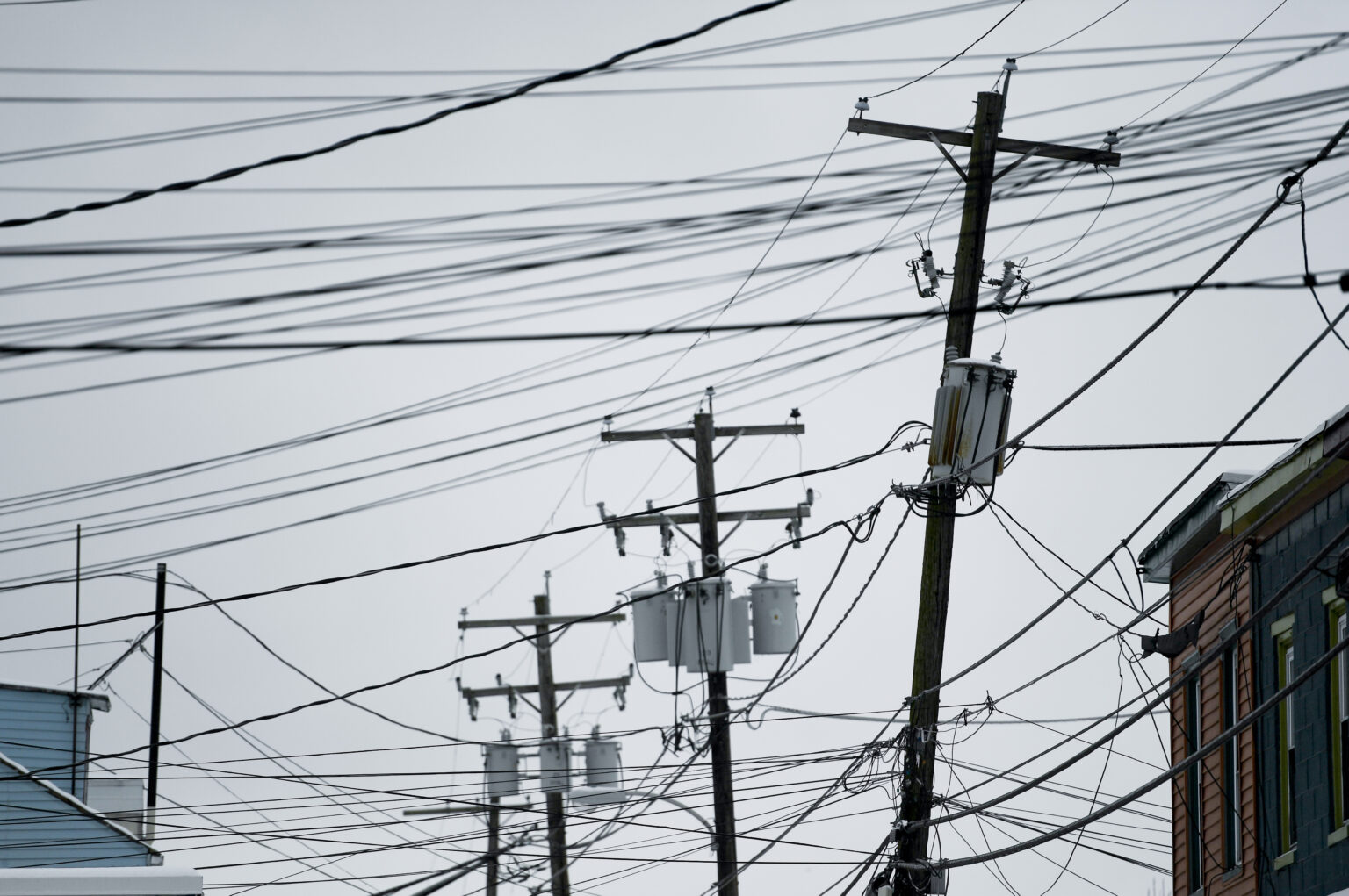 Overwhelmed by Solar Projects, the Nation’s Largest Grid Operator Seeks ...