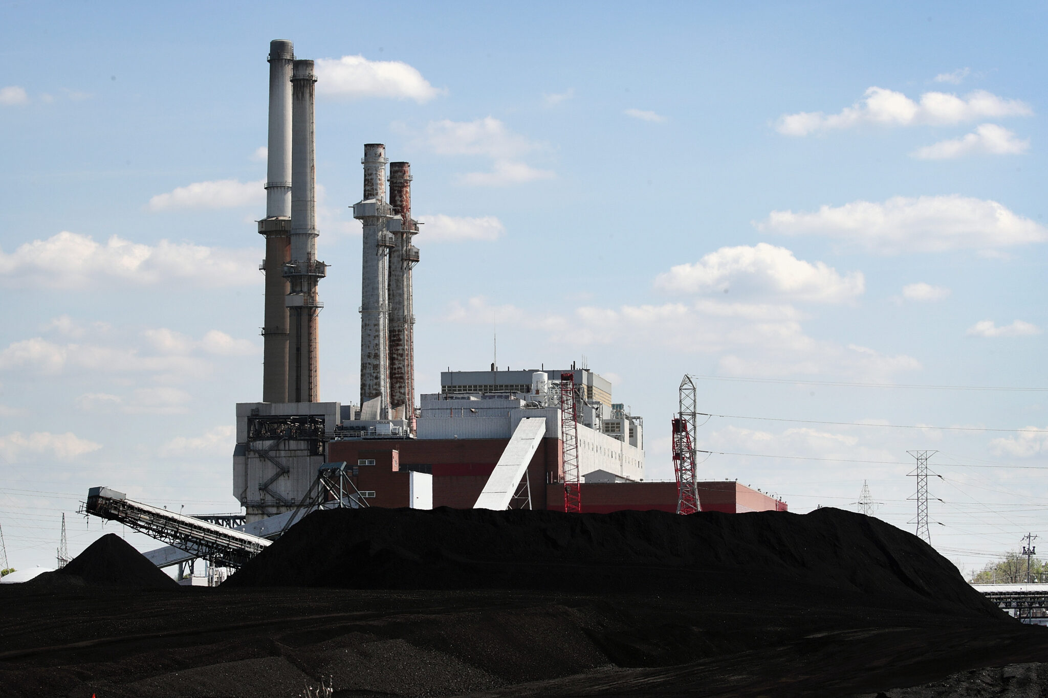 ‘Last Gasp for Coal’ Saw Illinois Plants Crank up Emission-Spewing ...