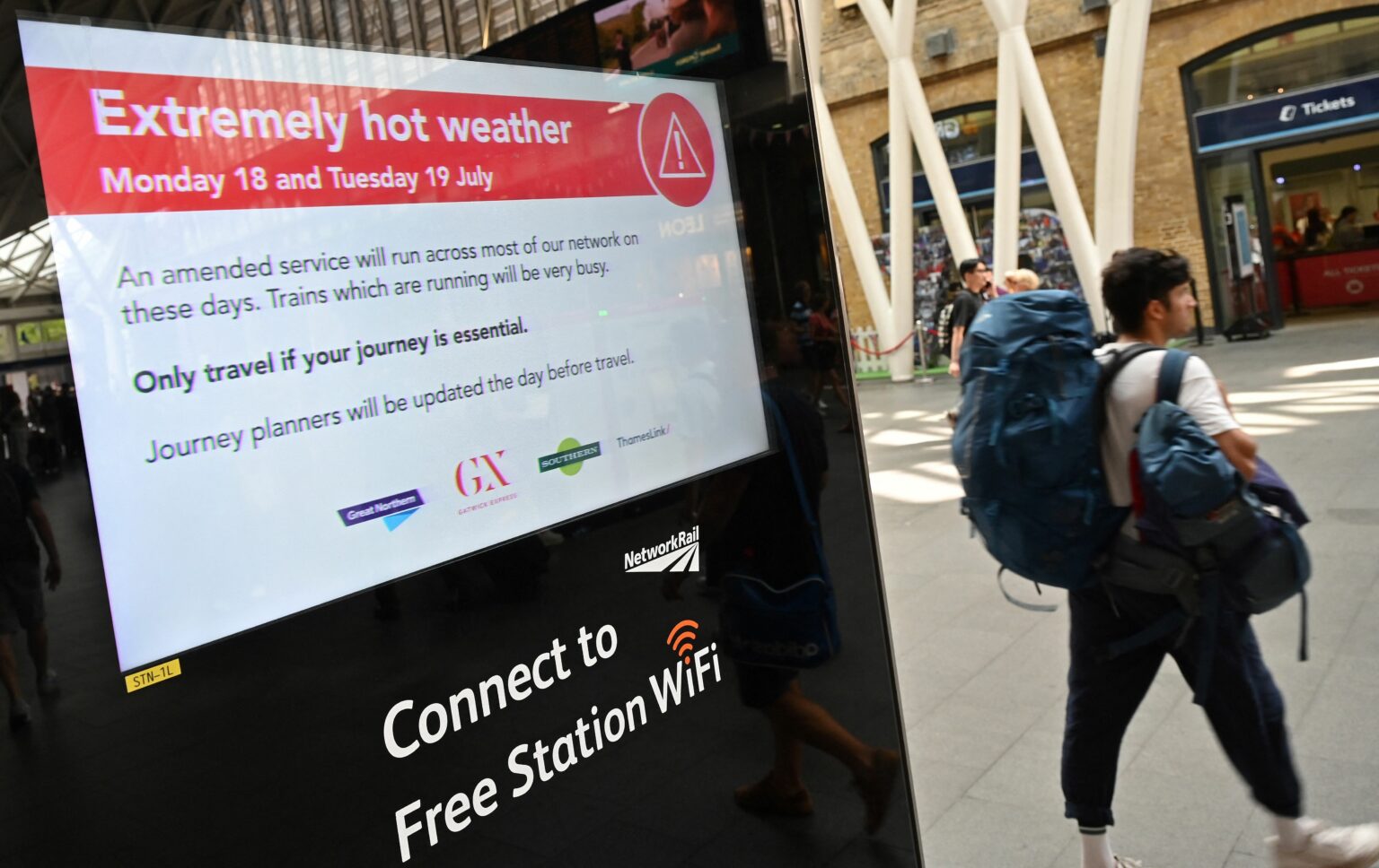 How Is the Jet Stream Connected to Simultaneous Heat Waves Across the ...