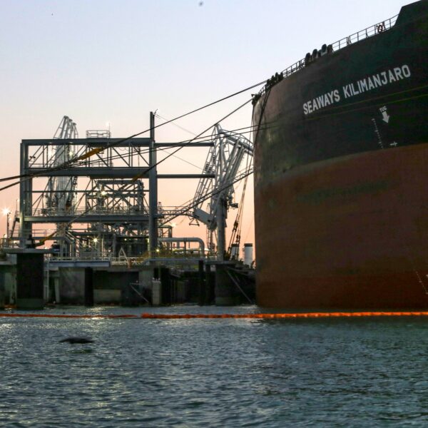 Feds Approve Another Deepwater Oil Export Terminal Off Texas - Inside ...