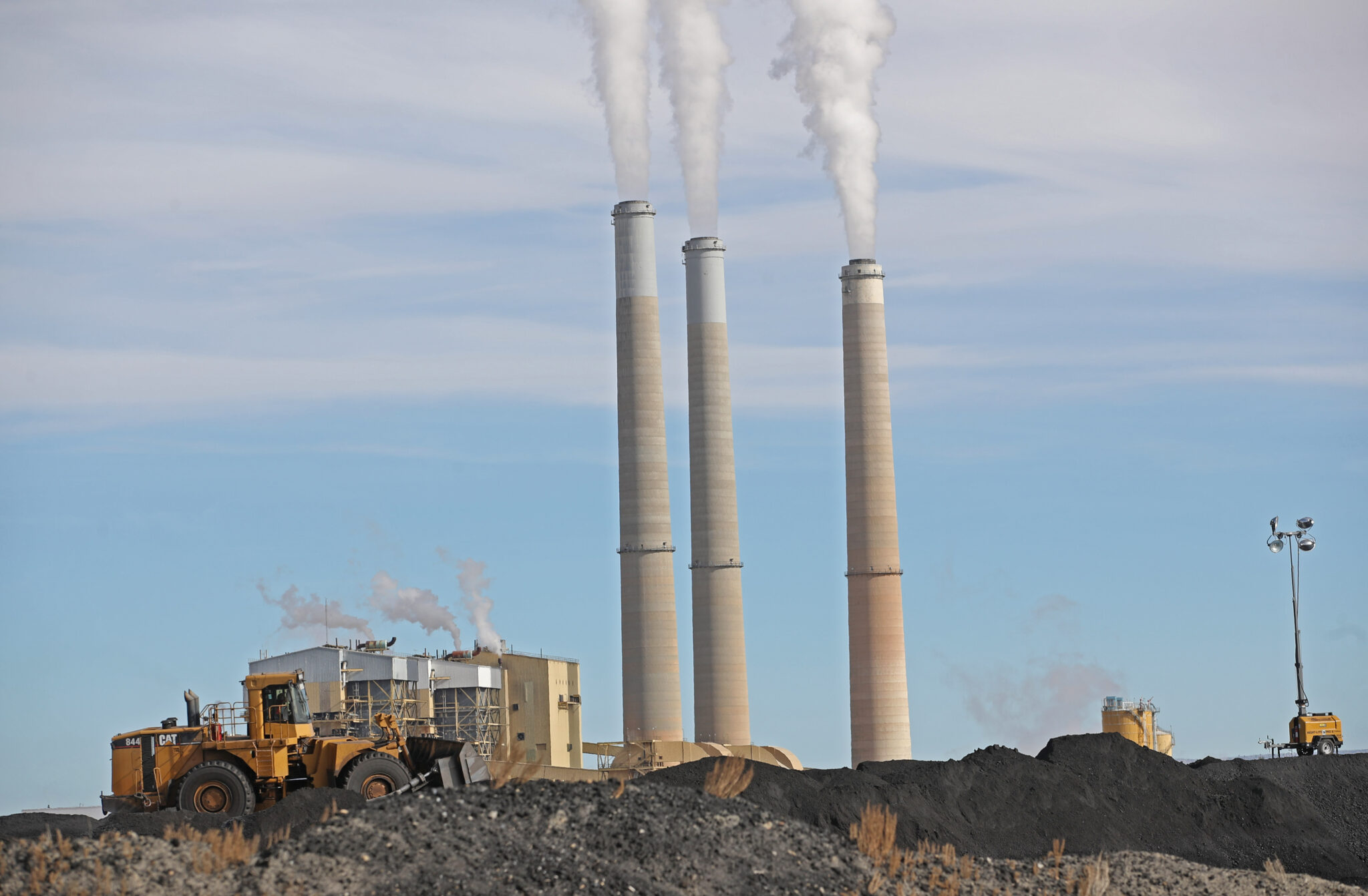 Over 130 Power Plants That Have Spawned Leaking Toxic Coal Ash Ponds ...