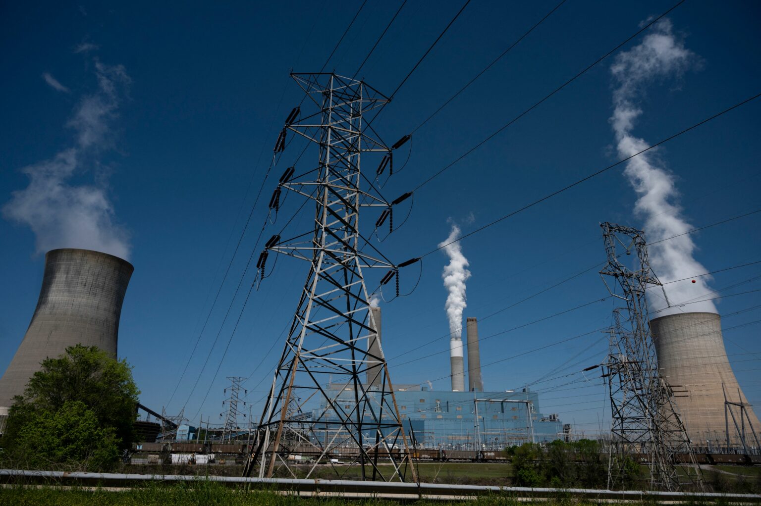 Who Were the Worst Climate Polluters in the US in 2021? - Inside ...