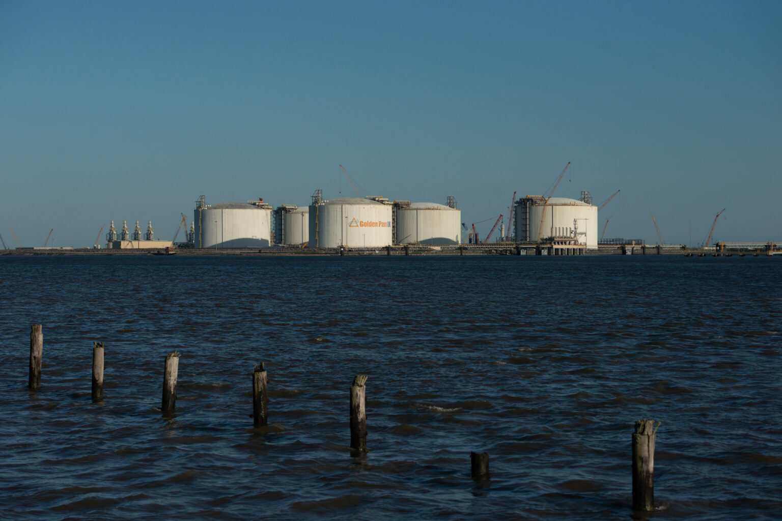 After Explosion, Freeport LNG Rejoins the Gulf Coast Energy Export Boom ...