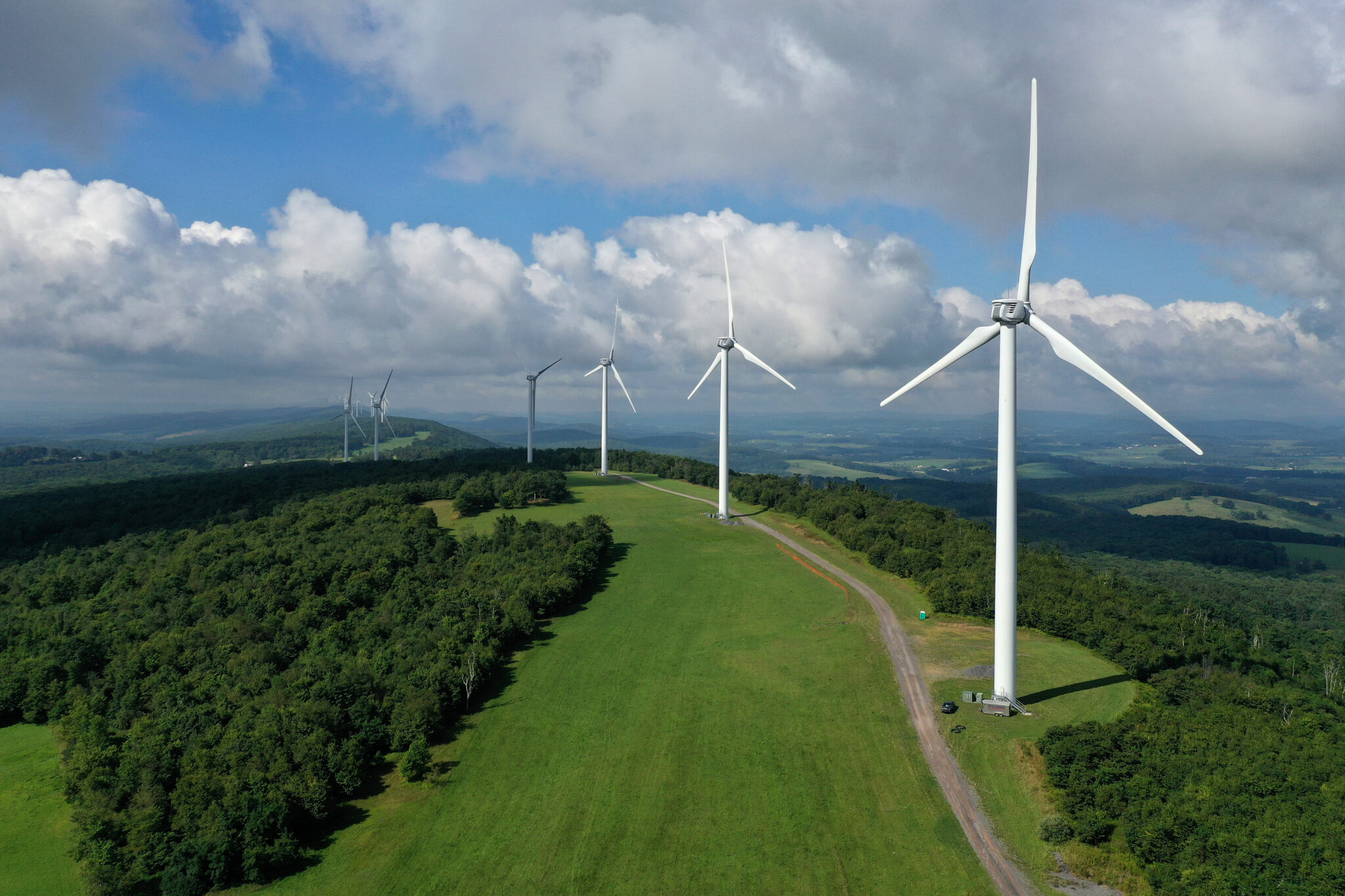 Four Big Things to Expect in Clean Energy in 2023 - Inside Climate News