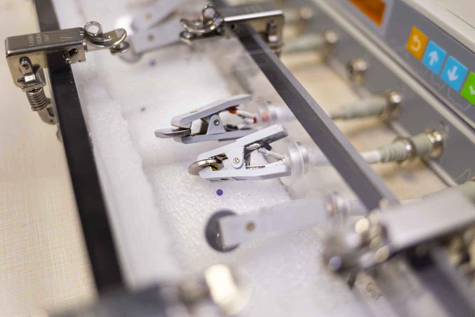 This Dime-Sized Battery Is a Step Toward an EV With a 1,000-Mile Range ...