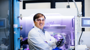 This Dime-Sized Battery Is a Step Toward an EV With a 1,000-Mile Range ...