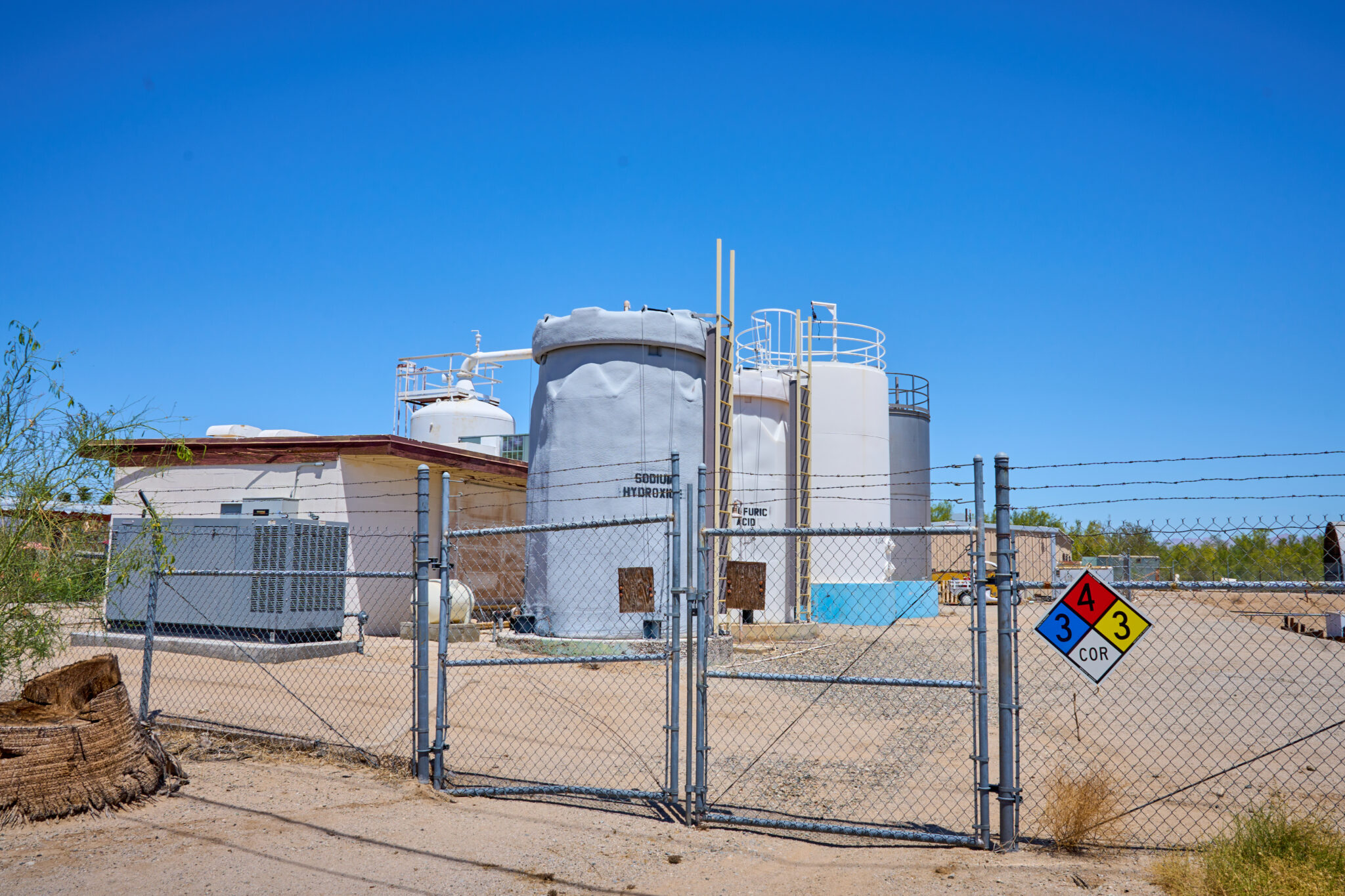 Solar Is Booming in the California Desert, if Water Issues Don’t Get in ...