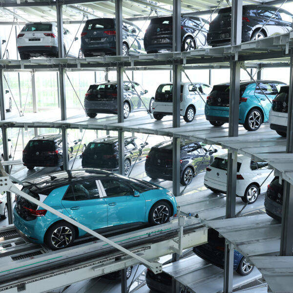 The 5 Best EVs on the Market Right Now, Plus a Cheaper One You’ll Have to Wait For - Inside ...