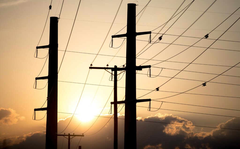 As Texas Cranks Up the AC, Congested Transmission Lines Cause Renewable ...
