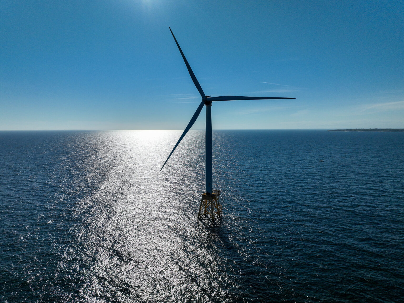 Offshore Wind’s Rough Summer, Explained - Inside Climate News