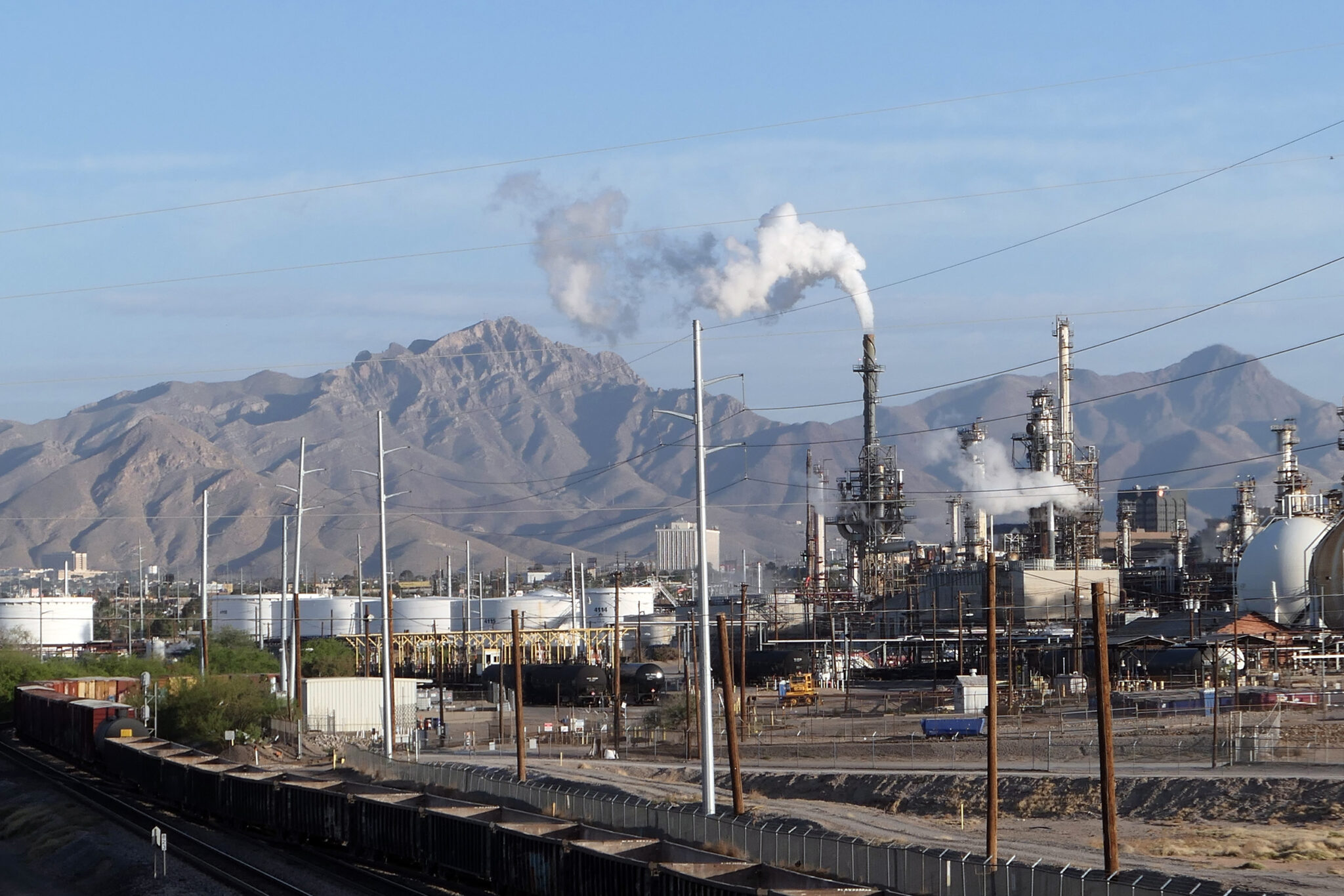 El Paso Challenges Oil Refinery Permit - Inside Climate News