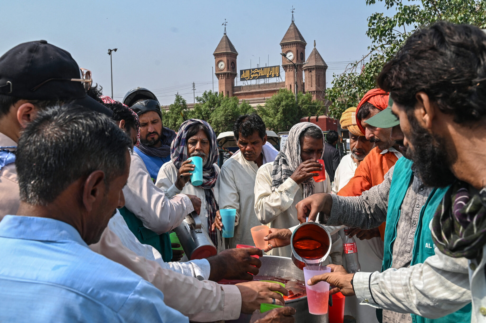 Q&A: As Temperatures in Pakistan Top 120 Degrees, There’s Nowhere to ...
