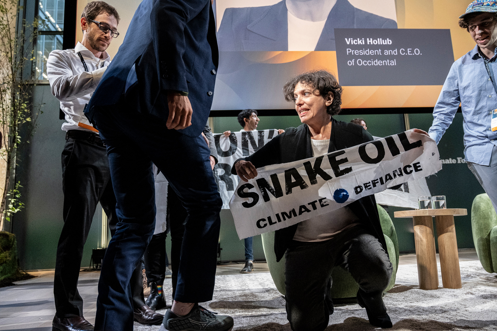 Activists Disrupt Occidental Petroleum CEO’s Interview at New York Times Climate Event - Inside ...