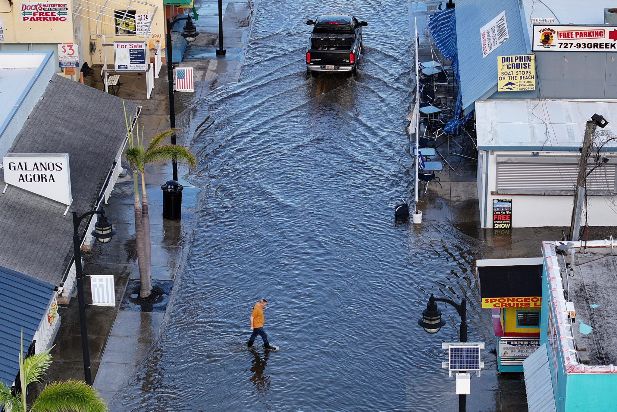‘Catastrophic’ Hurricane Helene Makes Landfall in Florida, Menaces the ...