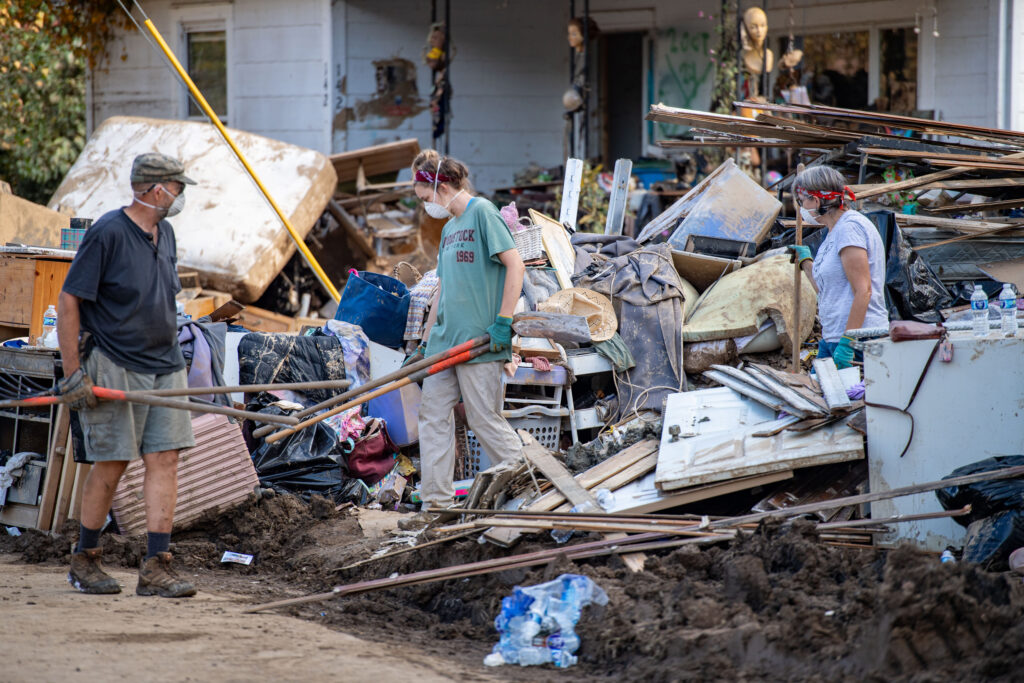Grassroots Hurricane Relief Efforts Fight Disinformation, Slow ...