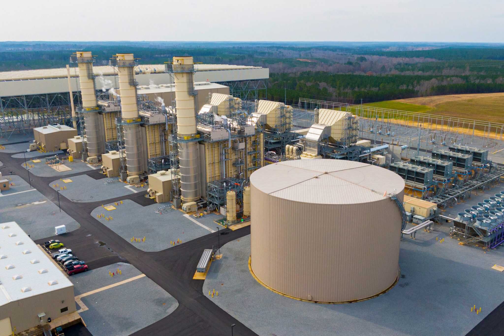 Dominion Gets State Approval for Liquified Natural Gas Storage Facility ...