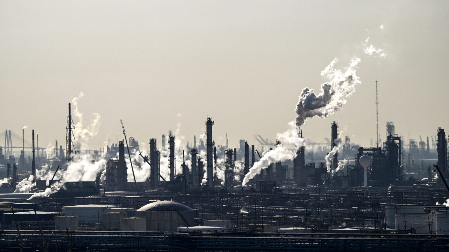 EPA Delays Compliance with Methane Rule, Fulfilling Oil and Gas ...