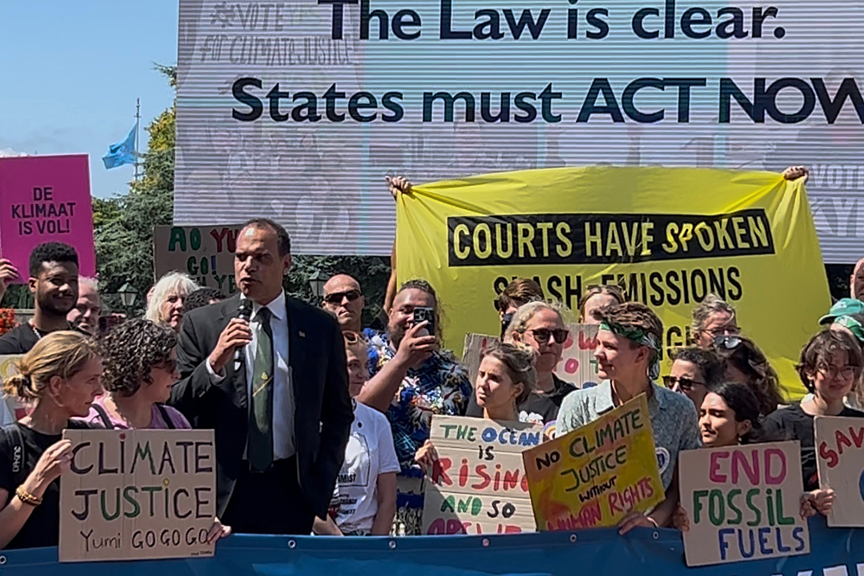 Governments Are Legally Required to Address Climate Change, Top Global ...