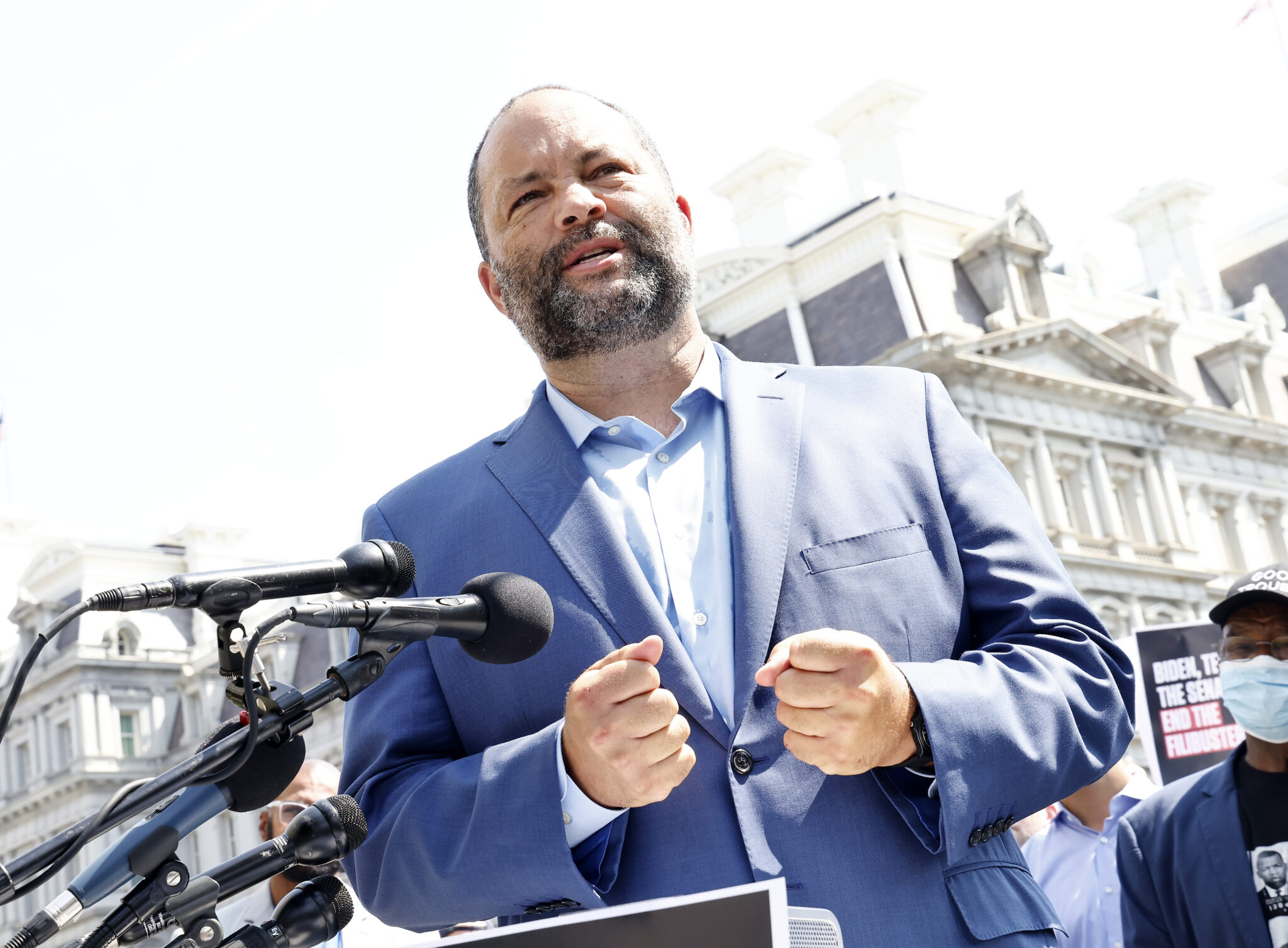 After Turmoil and No-Confidence Votes, Sierra Club Terminates Ben ...