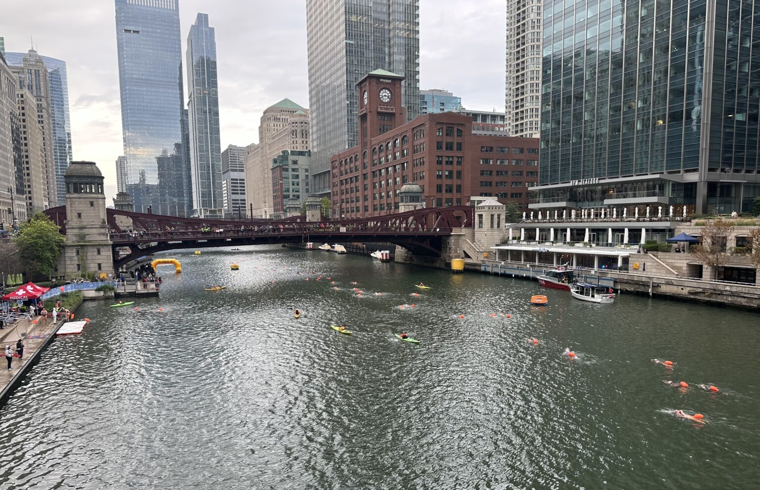 ‘A Really Monumental Day’ for Chicago River: Clean Enough for Hundreds ...