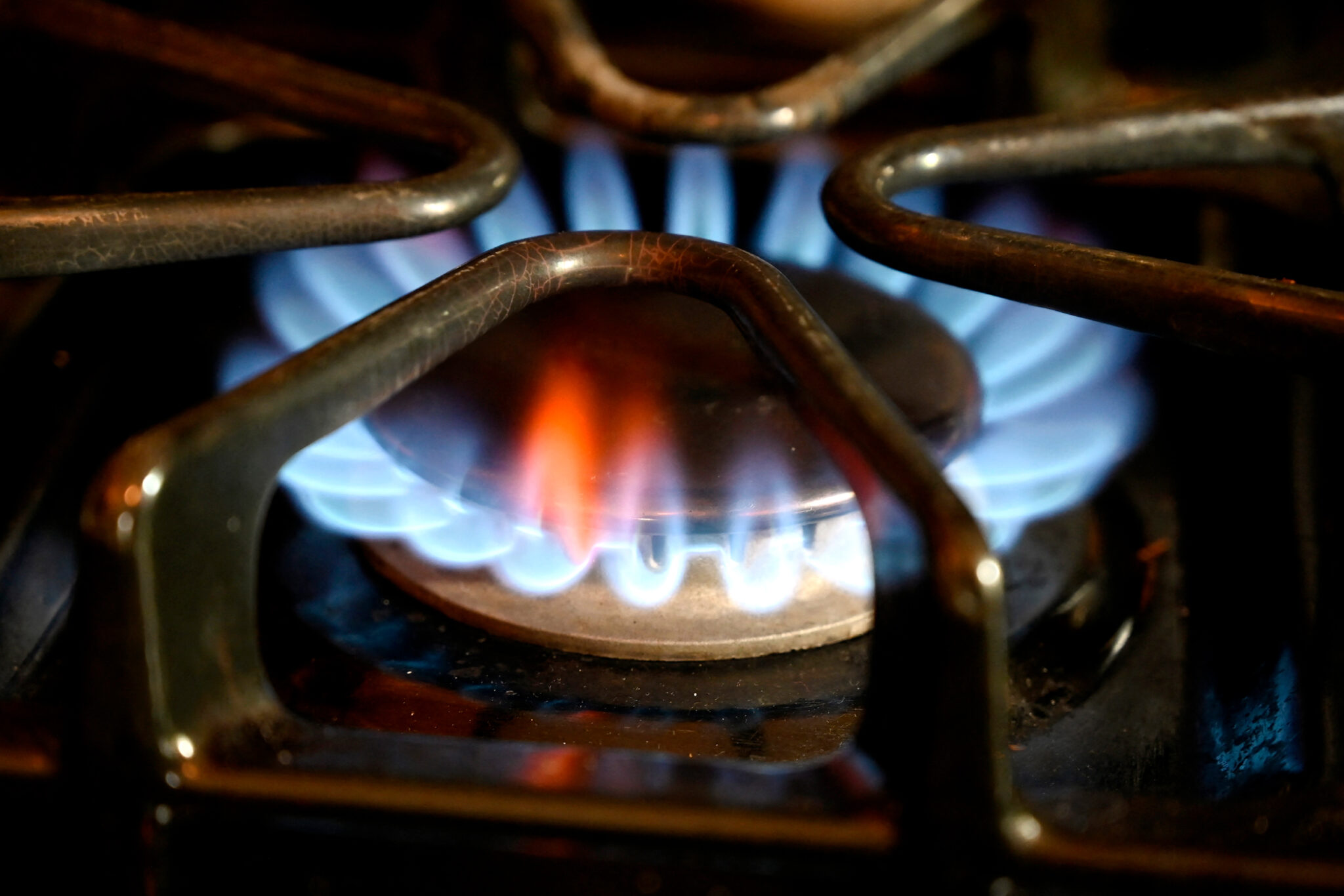 Gas Stoves Account For More Than Half of Some Americans’ Exposure to a ...